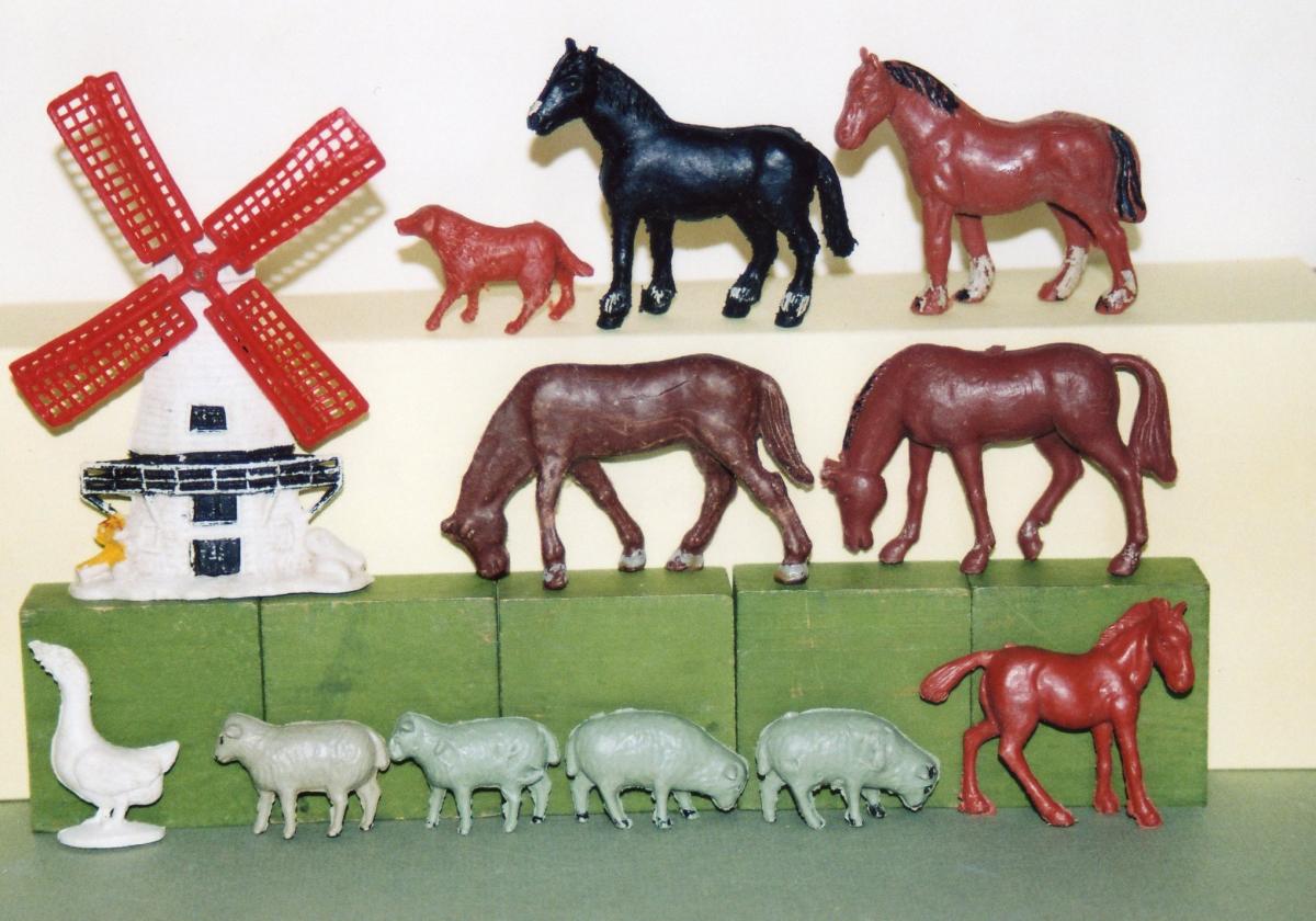 Charbens - Other Farm Figures and Accessories - The Farm Toys Forum