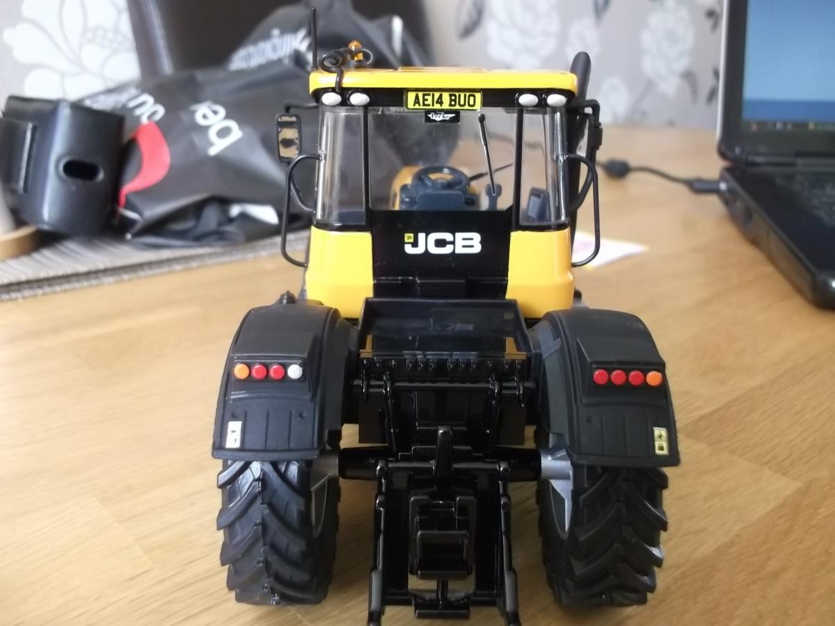 britains jcb fastrac 3230 conversion - Latest Tractor Conversions ...