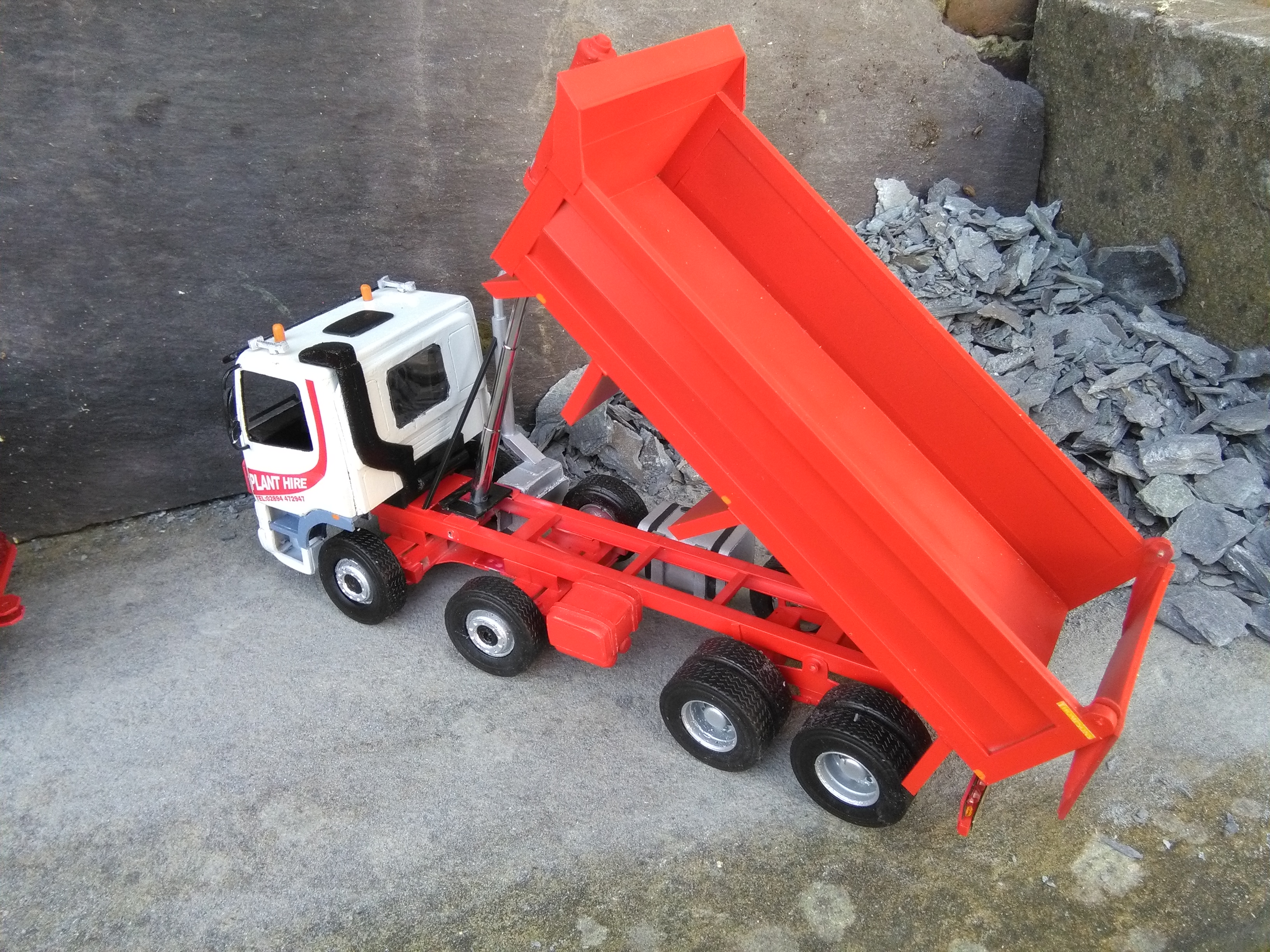1/32 DAF CF 8x4 with Thompson Tippers Twins - Trucks and Lorry Models ...