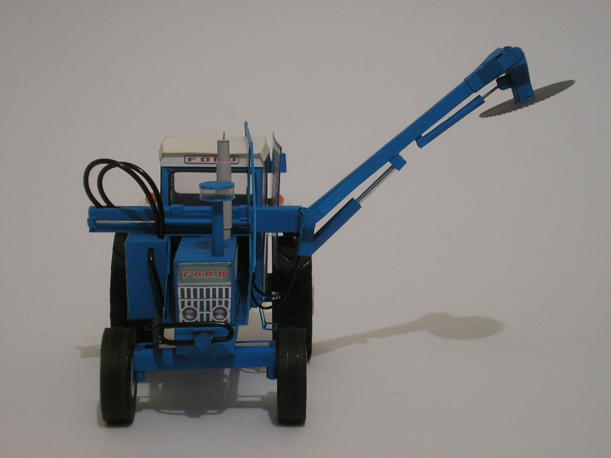 Cardboard Countys / tabmodels - Latest Tractor Conversions & Scratch ...