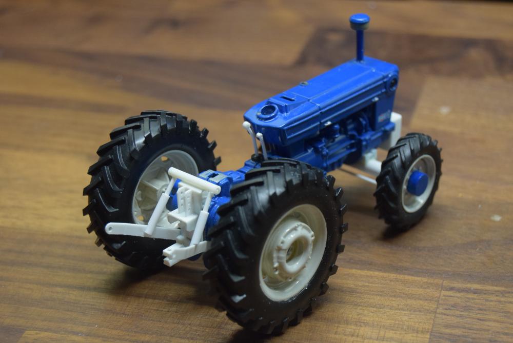 Roadless 94T / tabmodels - Latest Tractor Conversions & Scratch Builds ...
