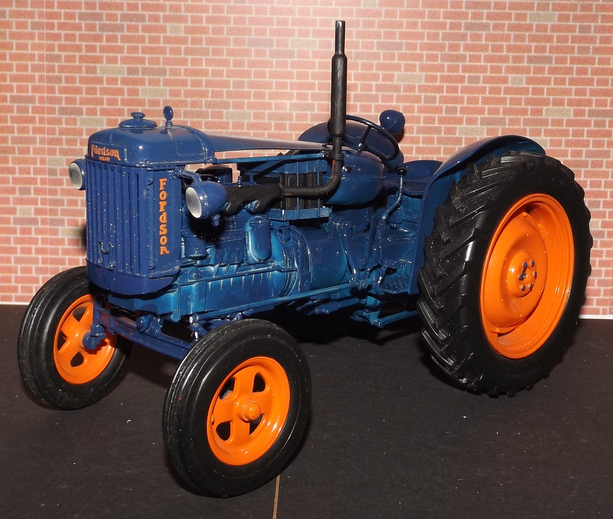 Customising UH Models - Universal Hobbies Models - The Farm Toys Forum