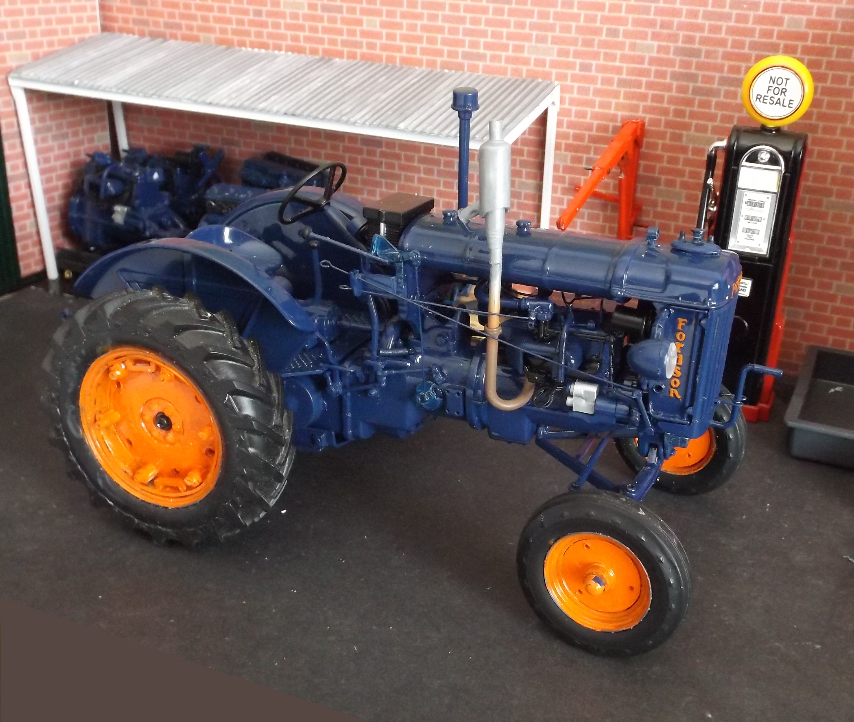 Customising UH Models - Universal Hobbies Models - The Farm Toys Forum