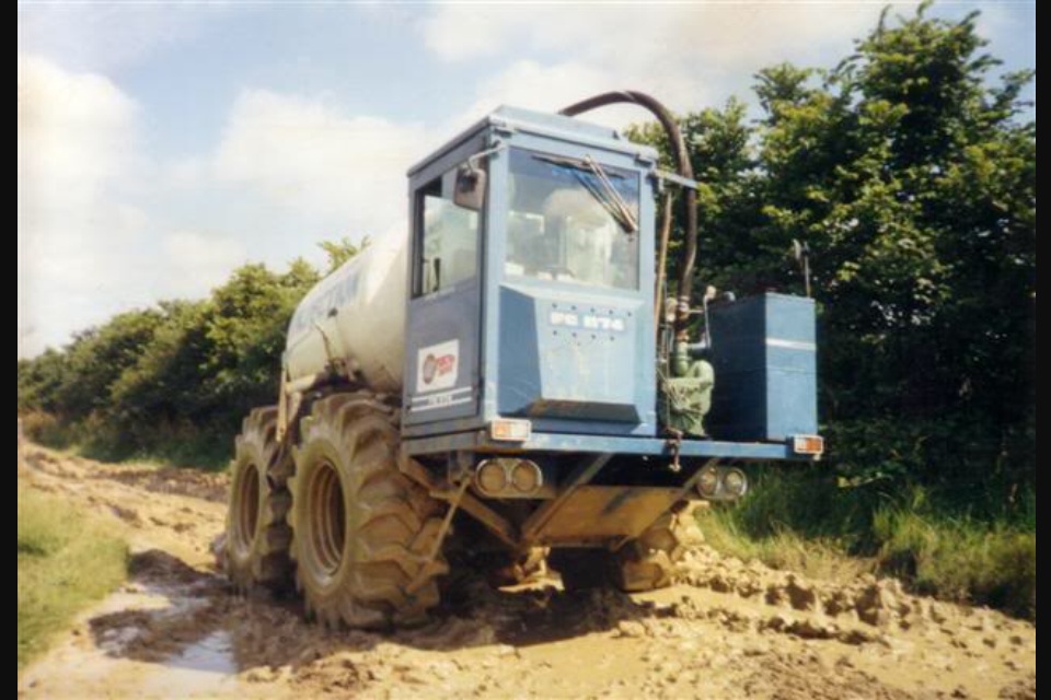 County 1174 Forward Control / tabmodels - Latest Tractor Conversions ...