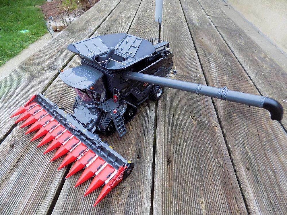 The new ROS Ideal Combines - ROS - The Farm Toys Forum