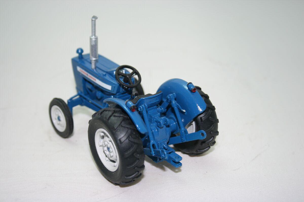 Ford 3000 kit. - Custom Model Methods/Tips/Help - The Farm Toys Forum
