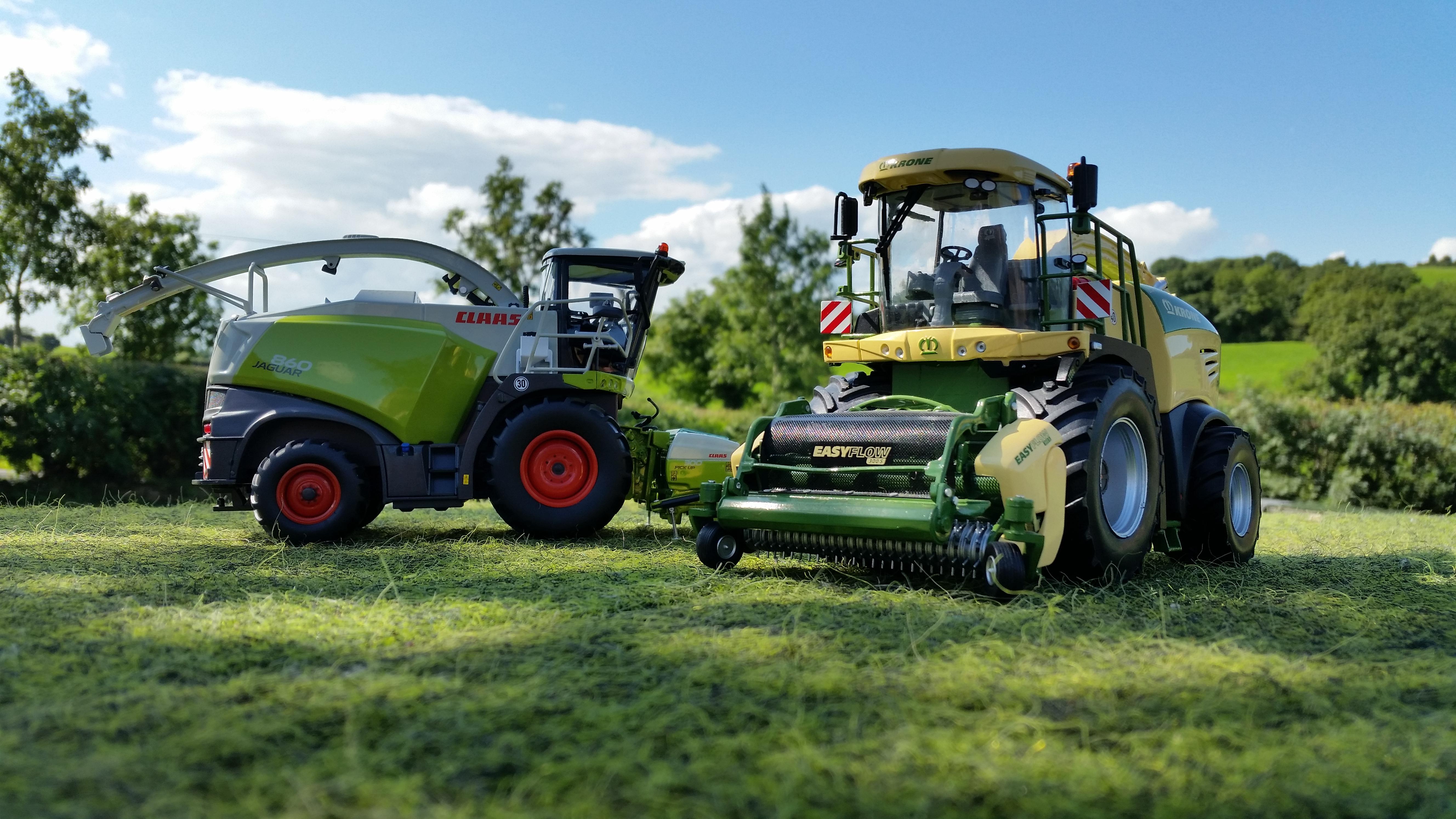NEW Krone BiG X 1180 - Rate and Review Your Models - The Farm Toys Forum