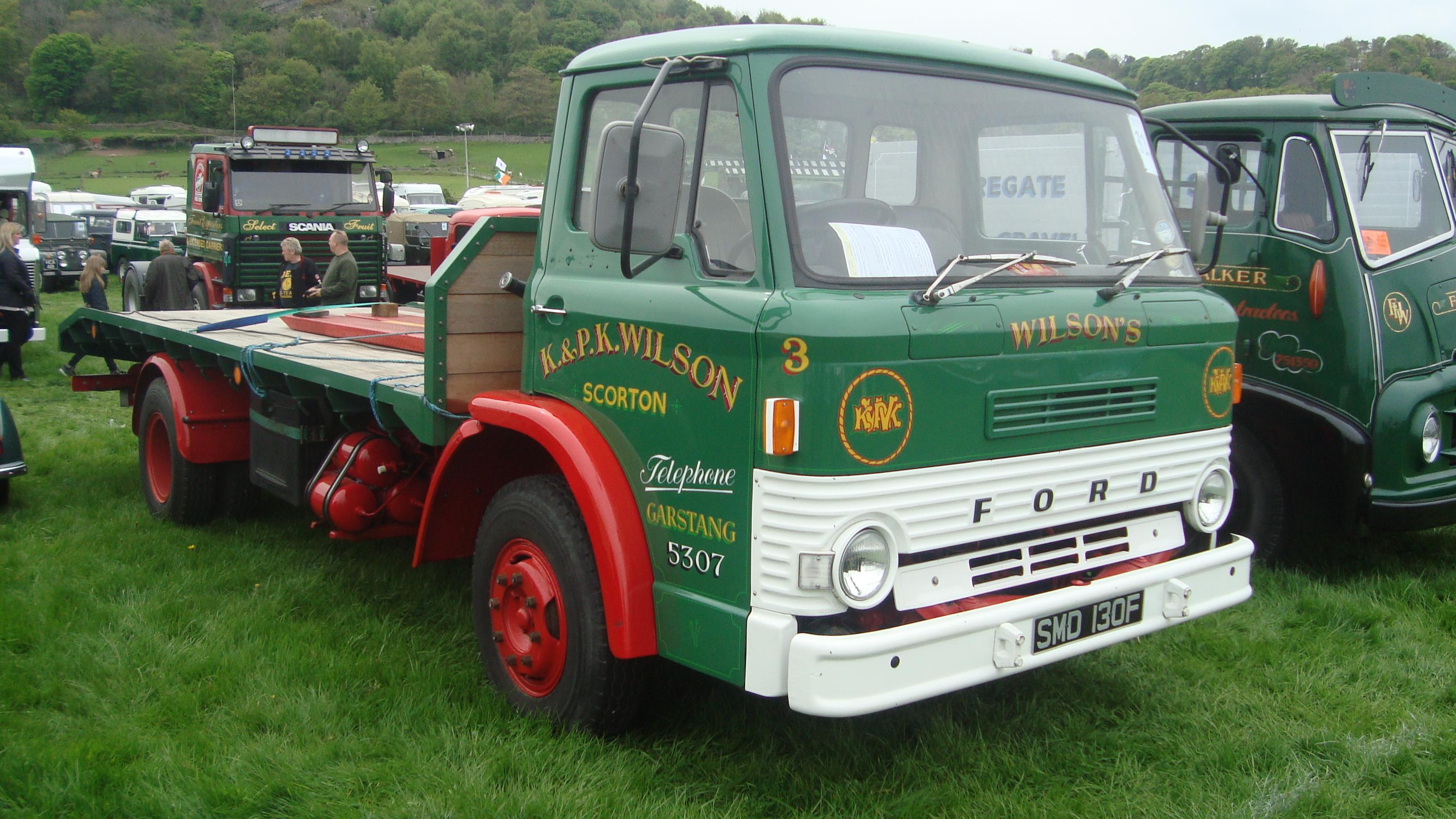 1/32 Ford D Series - Page 3 - Trucks and Lorry Models - The Farm Toys Forum