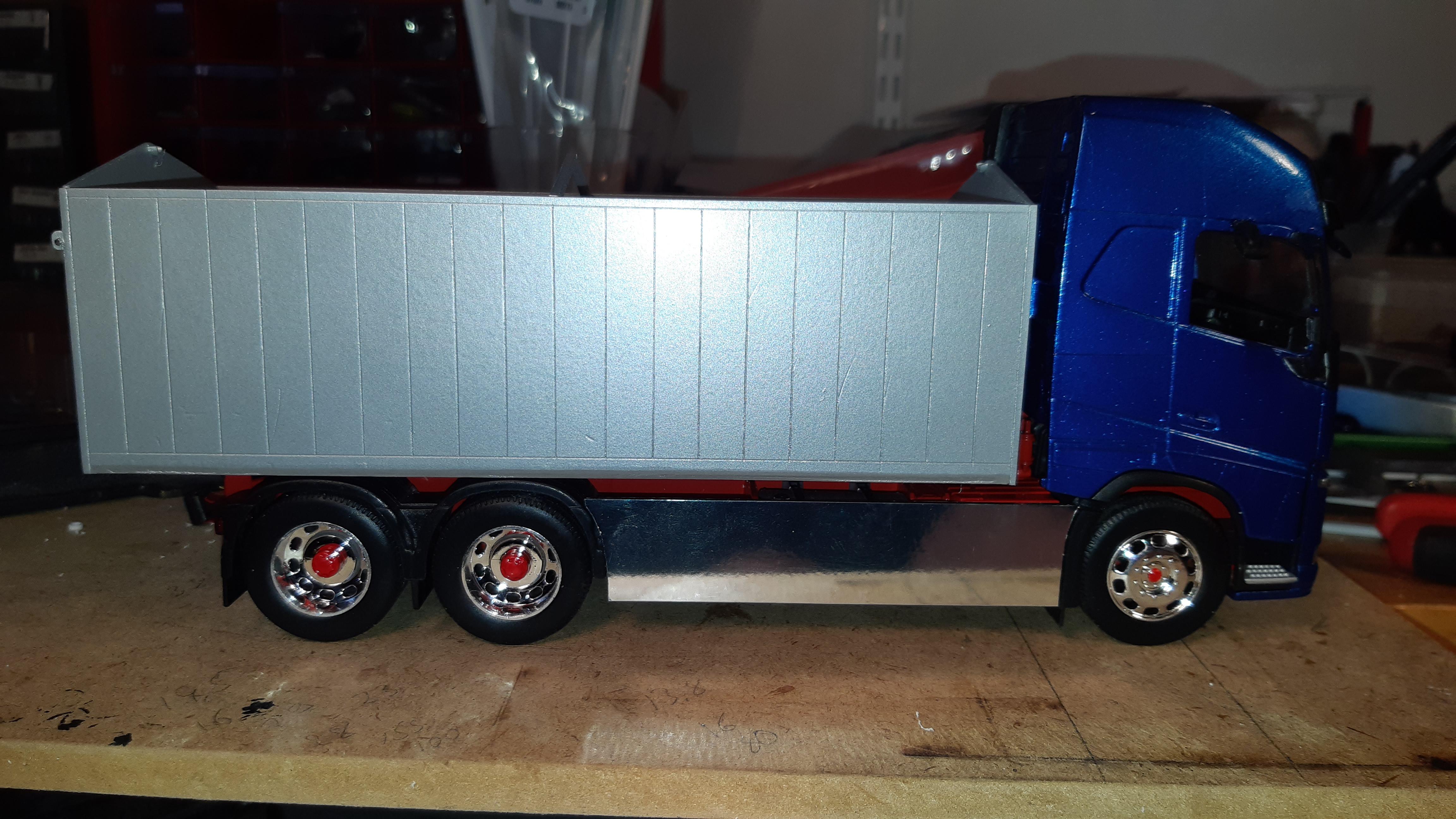 Volvo fh - Trucks and Lorry Models - The Farm Toys Forum
