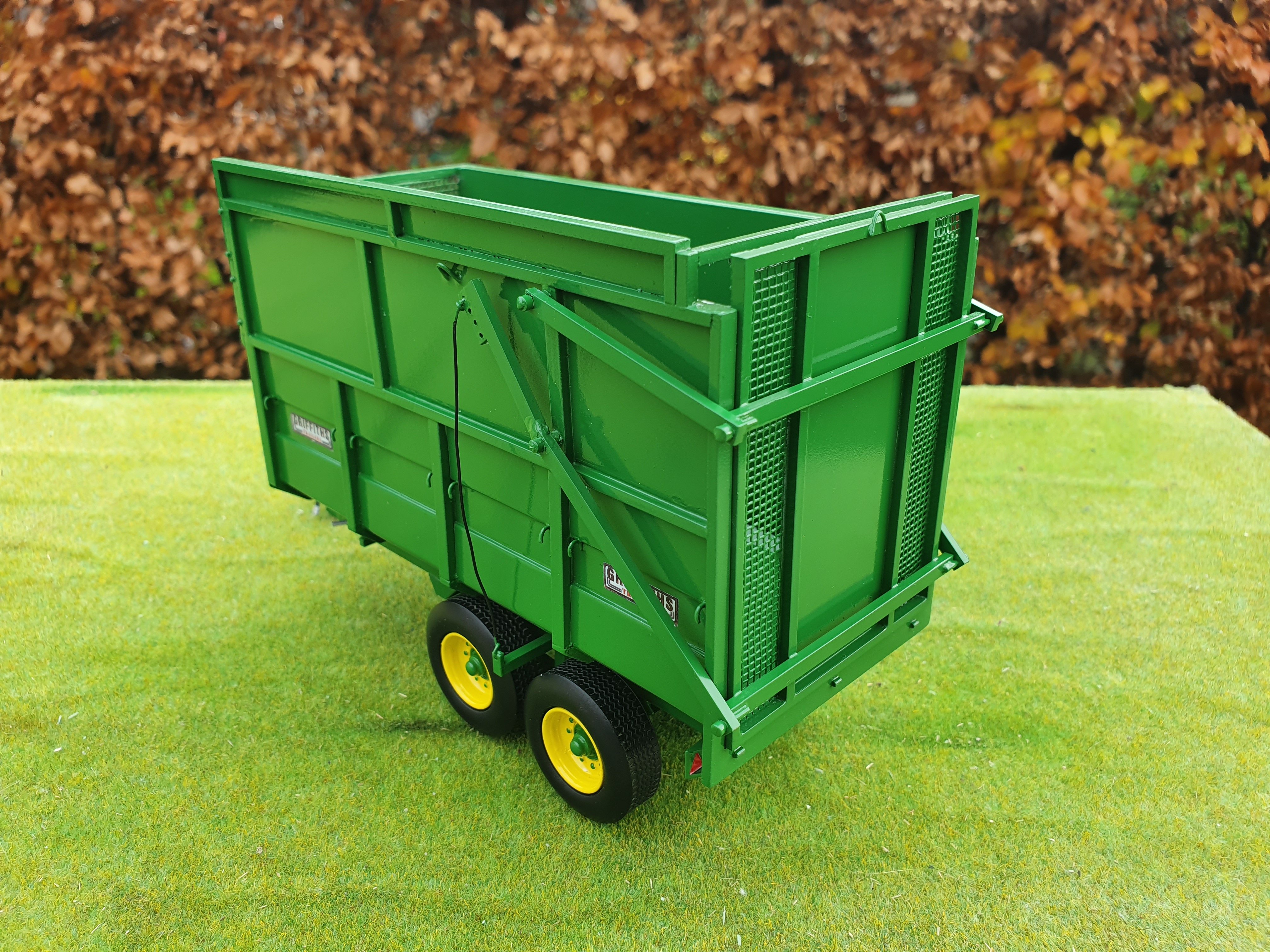 Early Griffiths 10 ton silage trailer. - Latest Implement Conversions ...