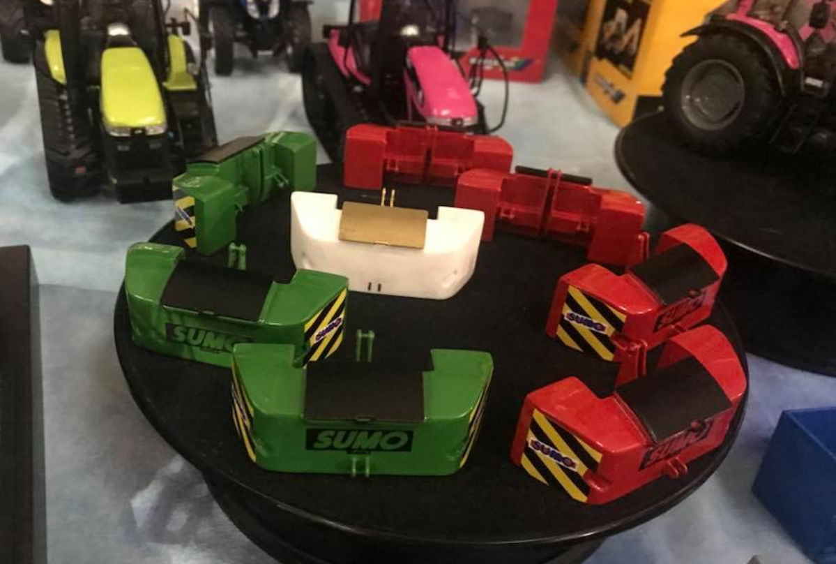 Front linkage mounted weight/storage box - General Hobby Discussion ...