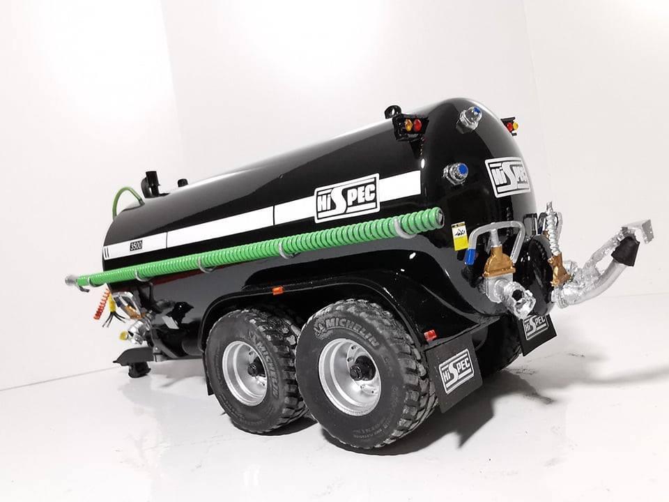 Twin wheel slurry tanker - Britains Farm Models - The Farm Toys Forum