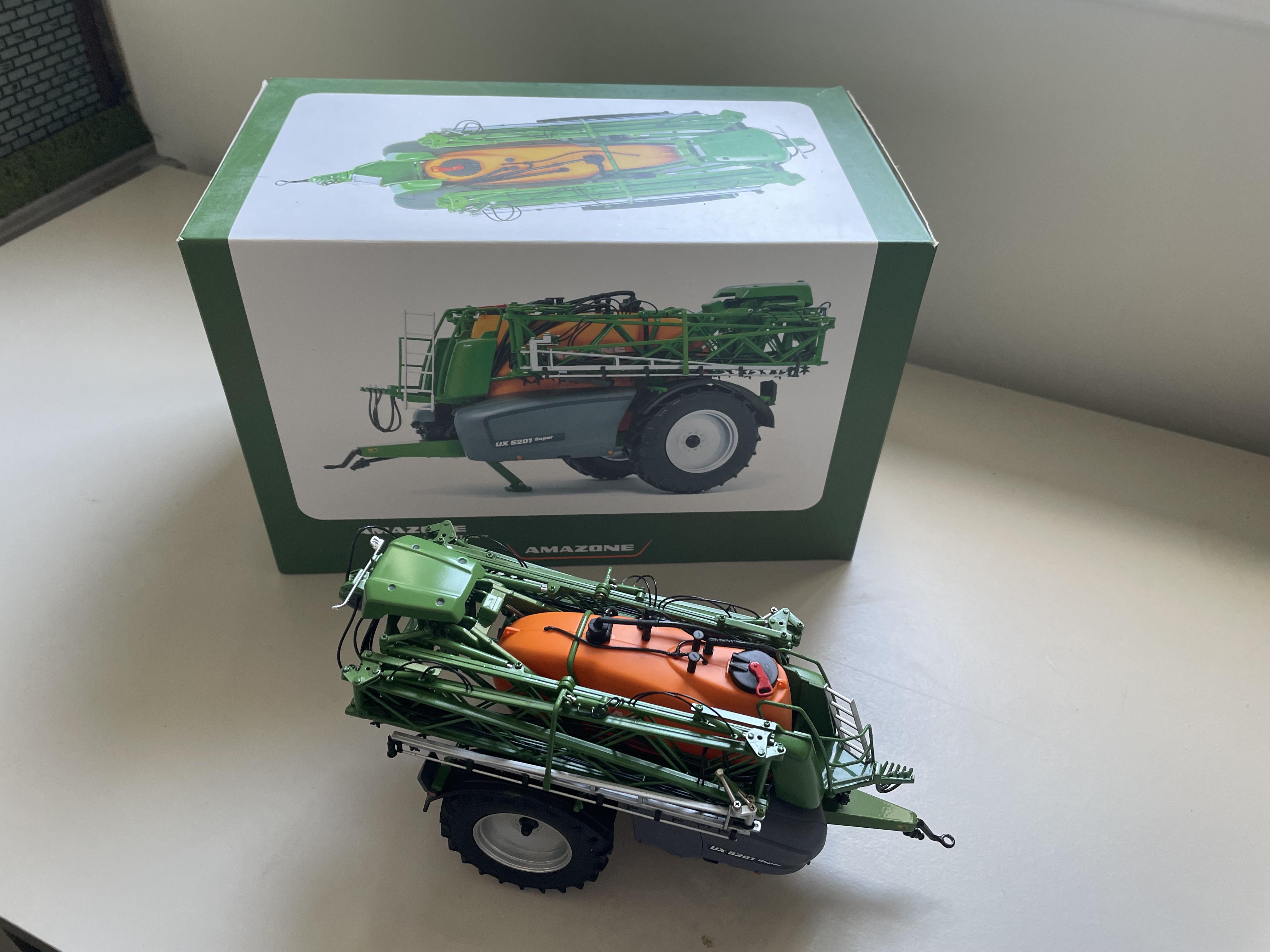 Universal hobbies amazone ux5201 crop sprayer - For Sale - The Farm ...