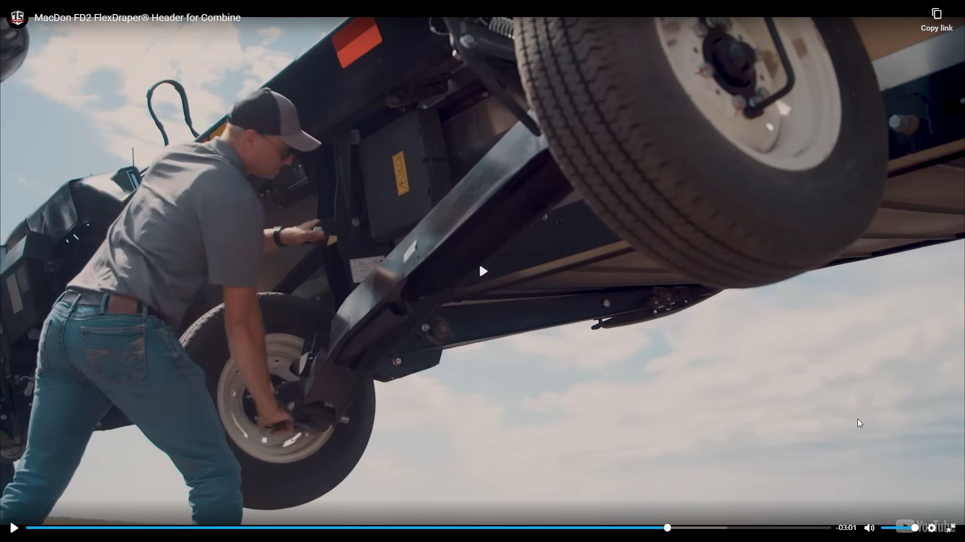 61 foot, 18.5 mtr MacDon header - Other Farm Equipment - The Farm Toys ...