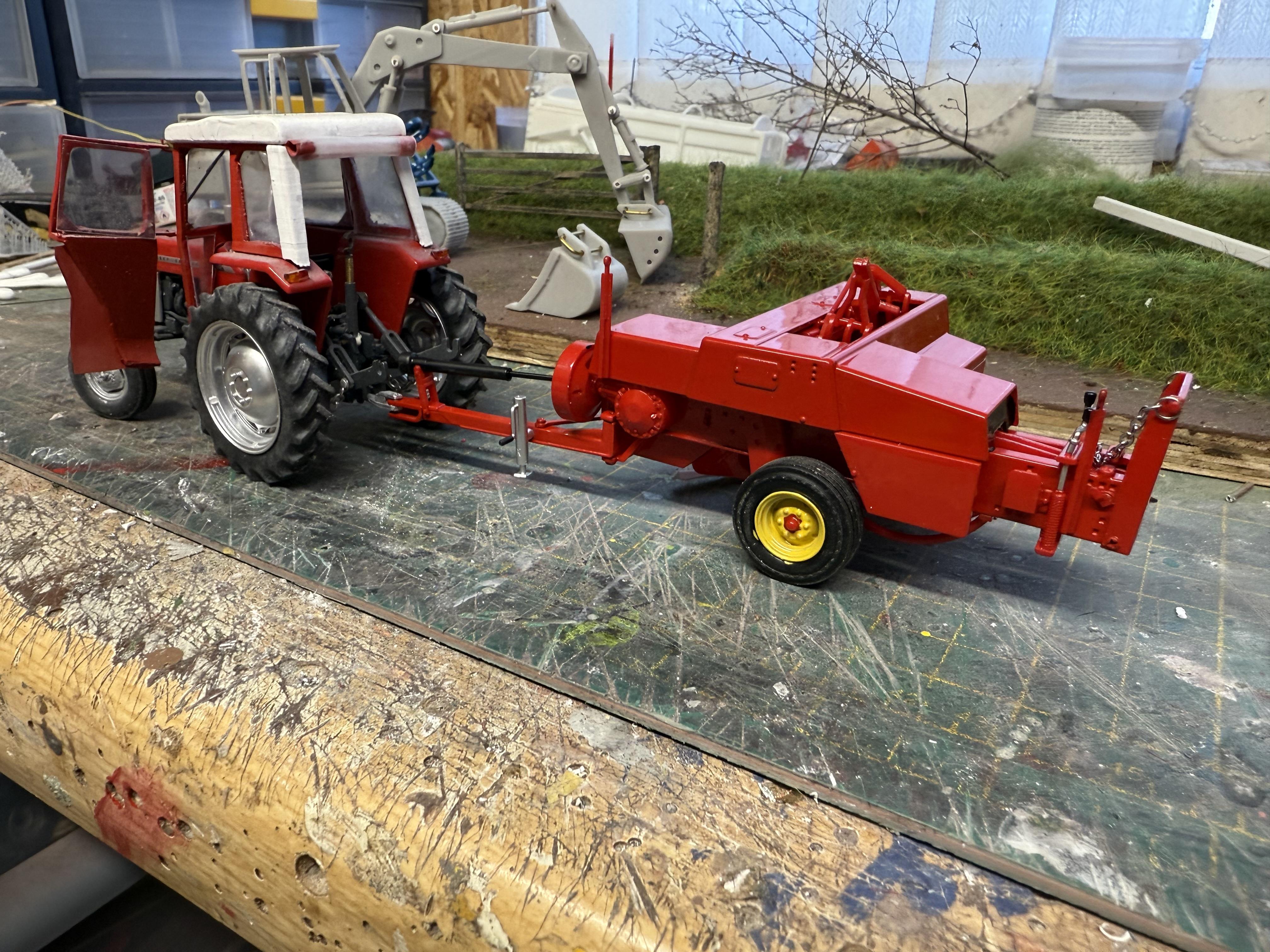 Universal Hobbies Massey Ferguson 224 baler review - Rate and Review ...